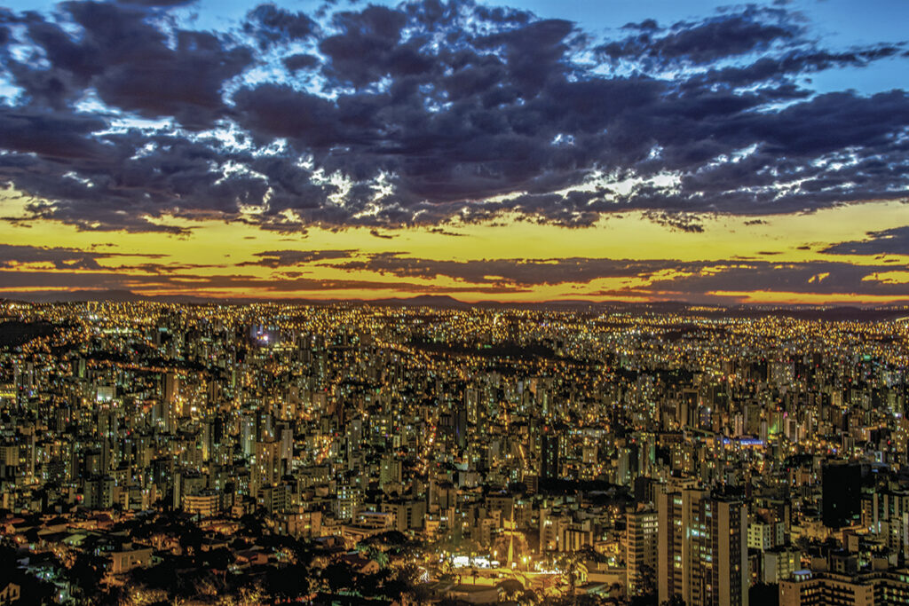 Revista Sagarana - Turismo, Cultura e Natureza em Minas Gerais